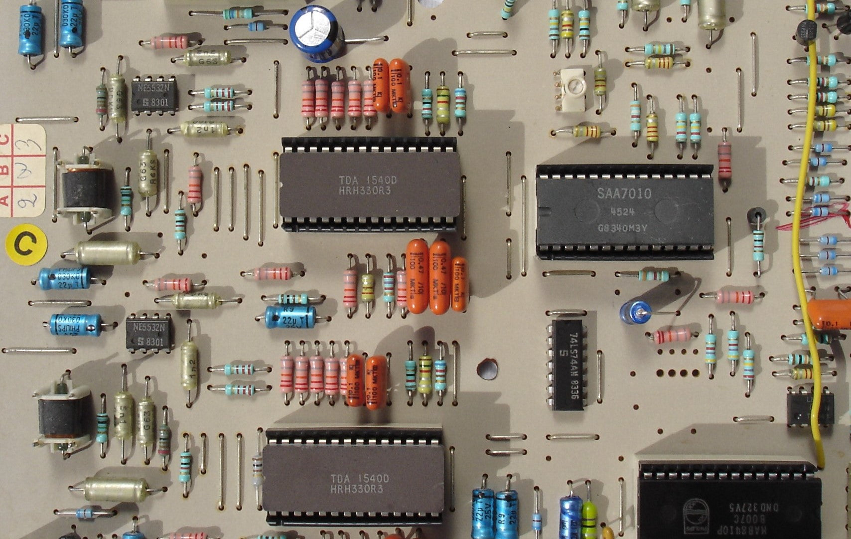 Capacitor sets recap and repair of vintage hifi and music gear – 80s ...